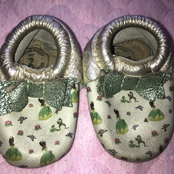 Freshly Picked | Shoes | Freshly Picked Princess And The Frog Moccasins ...